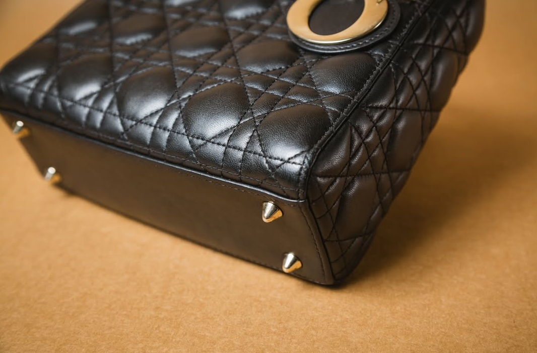 Dior reparieren lassen Schweiz | Exklusiver Designer-Service